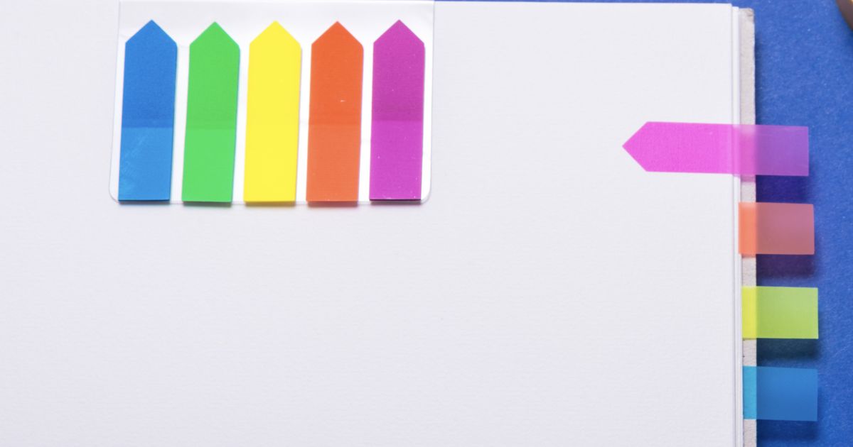 What is removable adhesive definition | Labelplanet